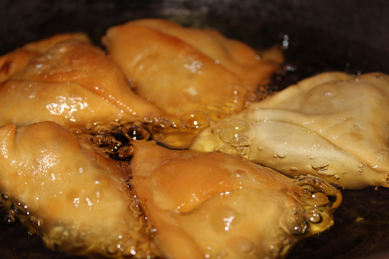 Discover the Flavours Behind Itihaas’ Nairobi Chicken Samosa - Itihaas